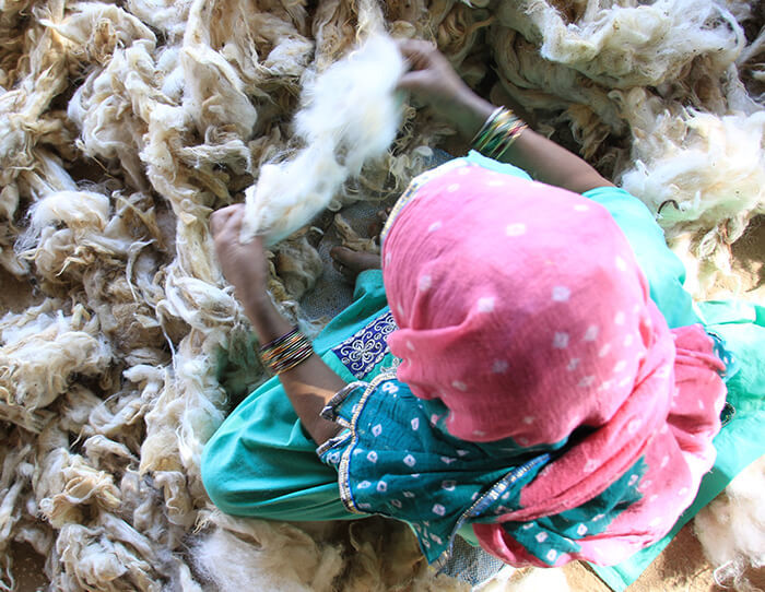 Hand-Knotted vs. Hand-Tufted Rugs: Key Differences & Benefits