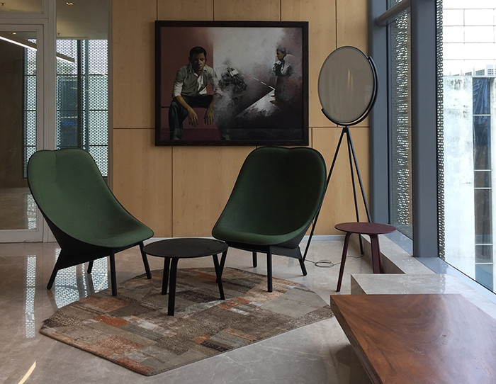 Turn a Simple Guest Room into a Retreat with Area Rugs