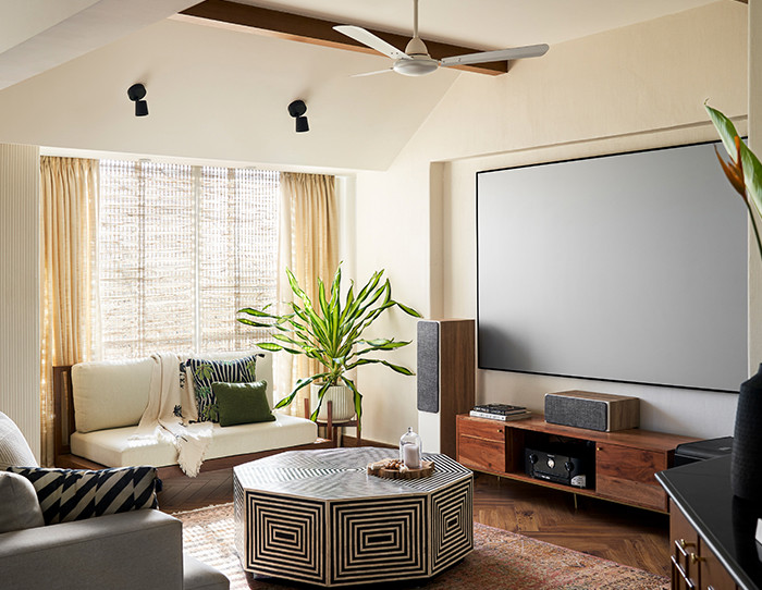 How to Buy the Perfect Rug for Your Studio Apartment